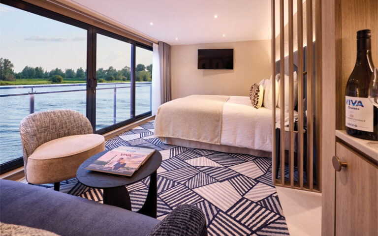 Sea of Tulips: A Bloom-Filled River Cruise on the New VIVA ENJOY – JAX ...